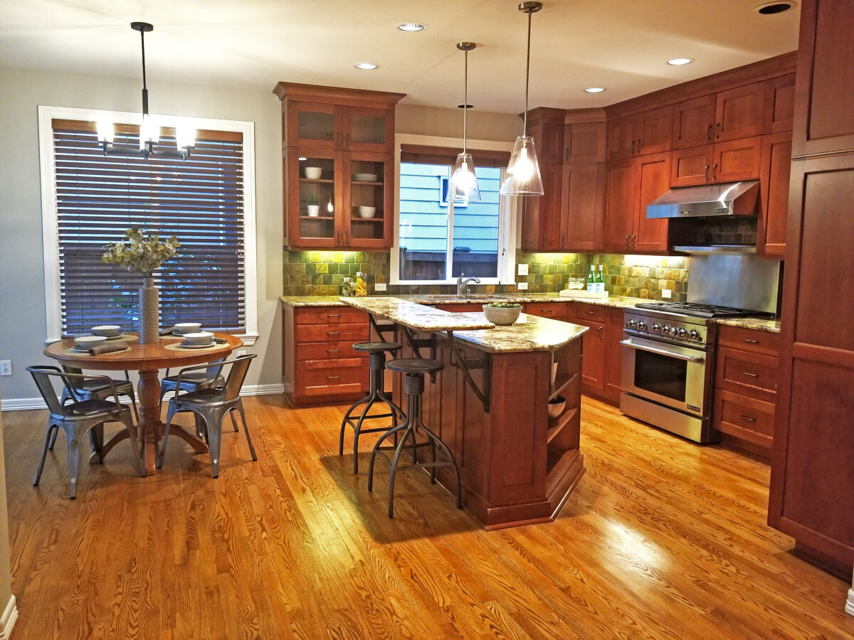 Vacant Staging - More Decor