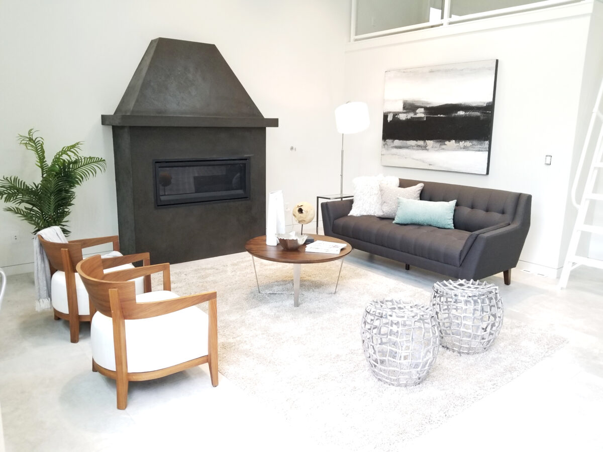 Vacant Staging - More Decor