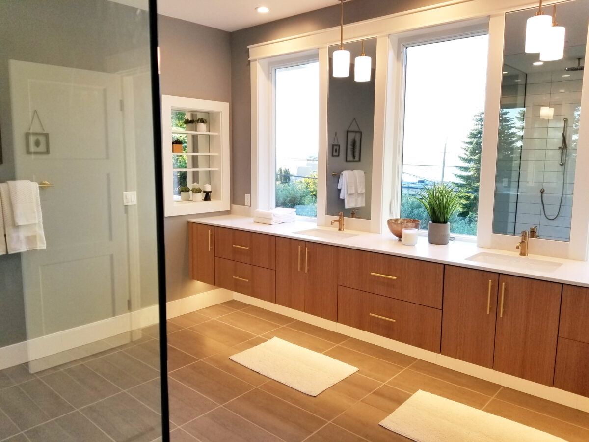 Vacant Staging - More Decor